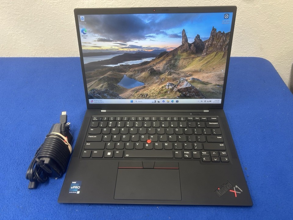 Lenovo X1 Carbon Gen 10, 12th Gen Core i7, 32GB RAM, 1TB SSD, Windows ...