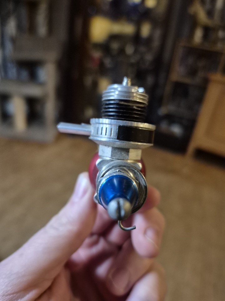 VINTAGE COX THIMBLE DROME RED PEE WEE 020 .020 GLOW MODEL AIRPLANE ...