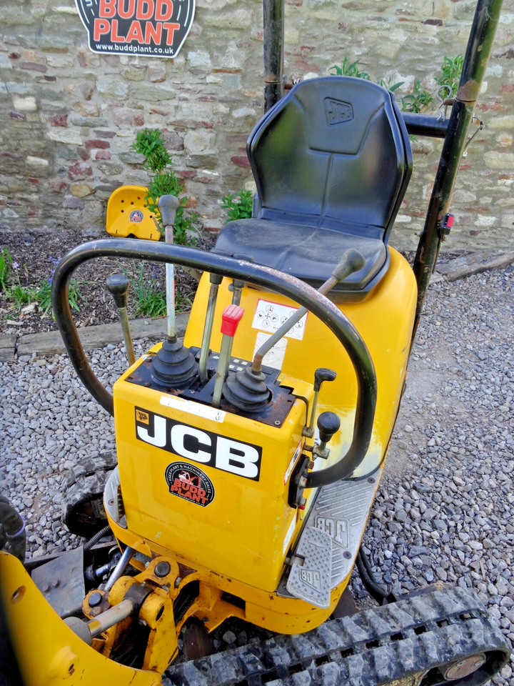 JCB MICRO DIGGER, 8010, MINI DIGGER, EXCAVATOR, 3 buckets | eBay UK
