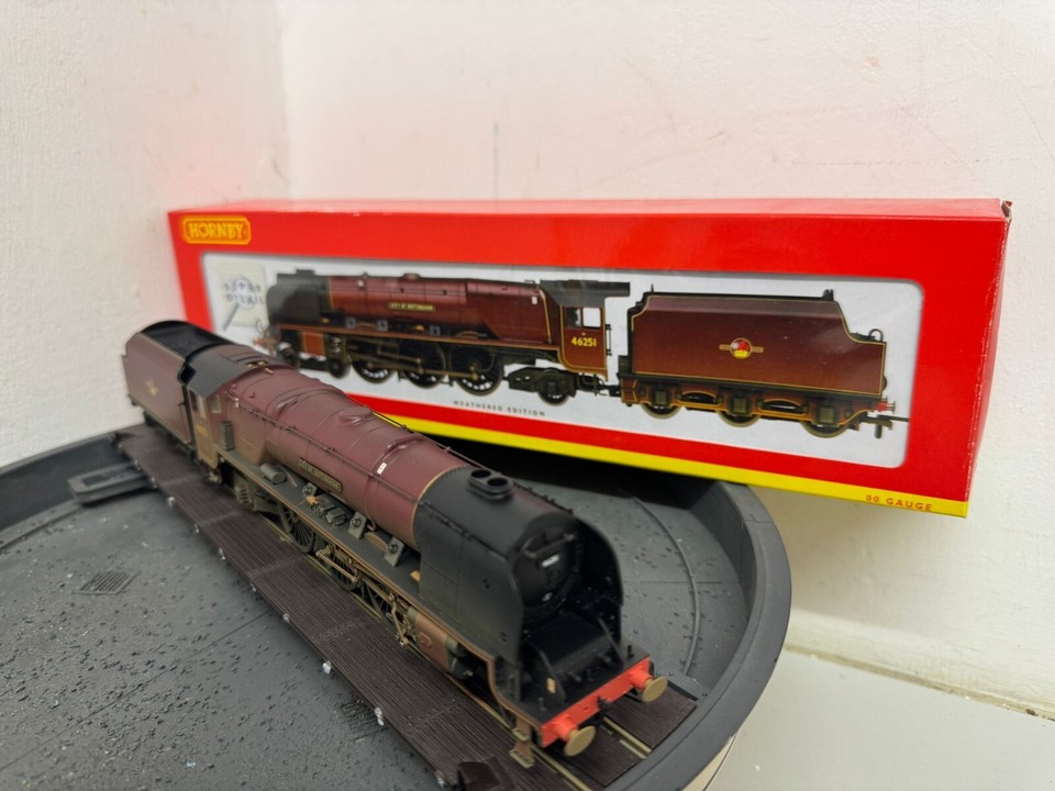 Hornby R2383 BR Duchess Class 'City Of Nottingham' Weathered BR Maroon ...