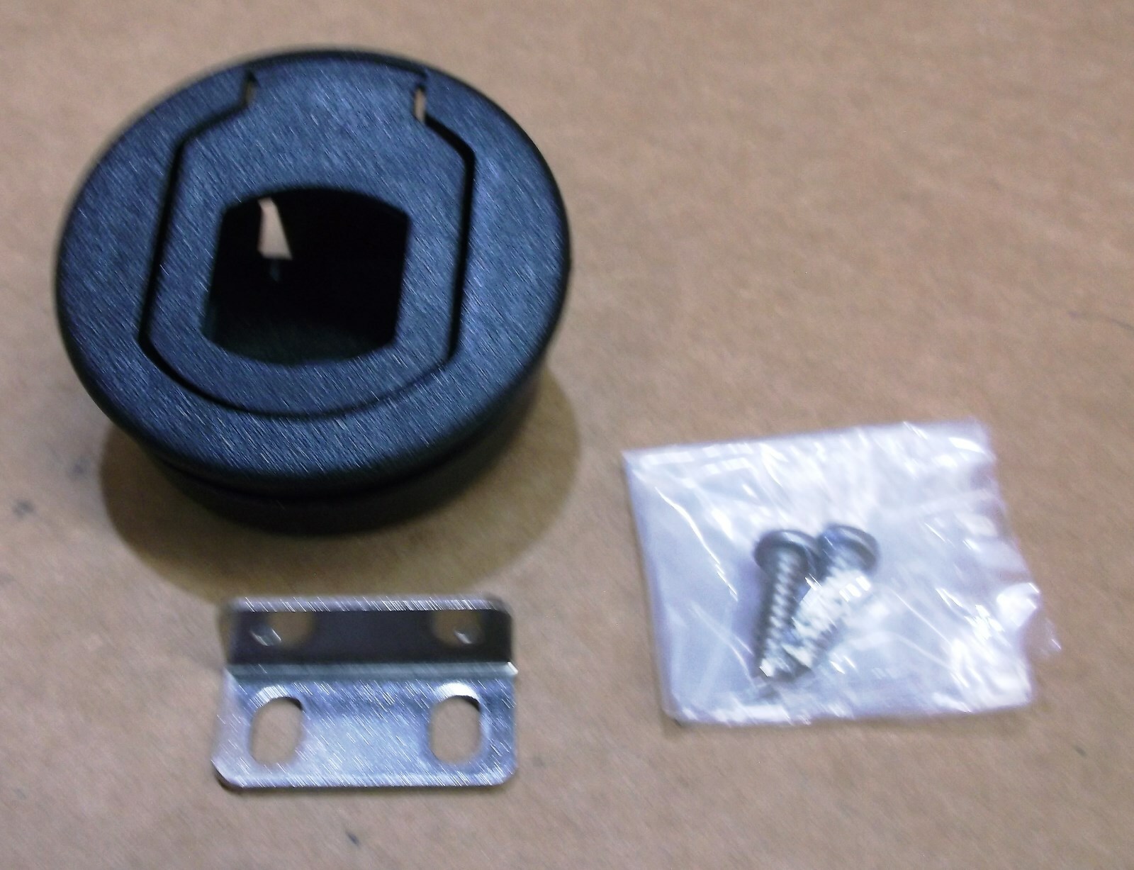 SOUTHCO M1-82 FLUSH SIMPLICITY LATCHES BLACK (Box of 2) for sale online ...