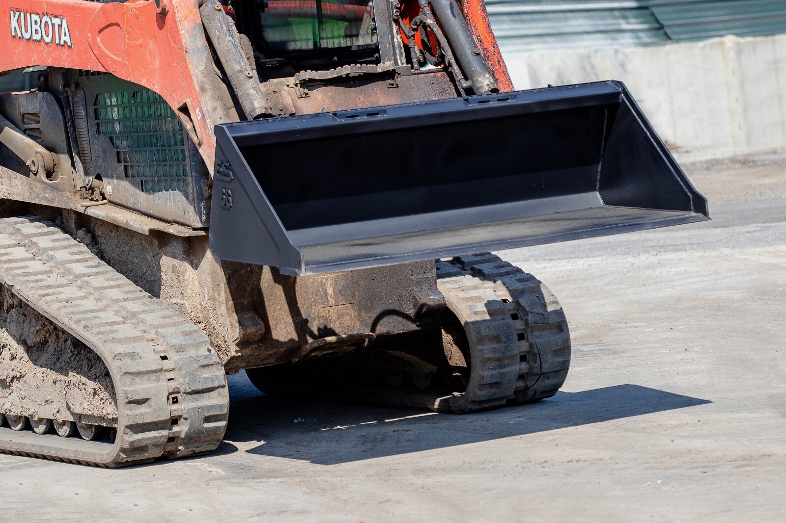 66" SMOOTH BUCKET LOW PROFILE SKID STEER QUICK ATTACH- FREE SHIPPING ...