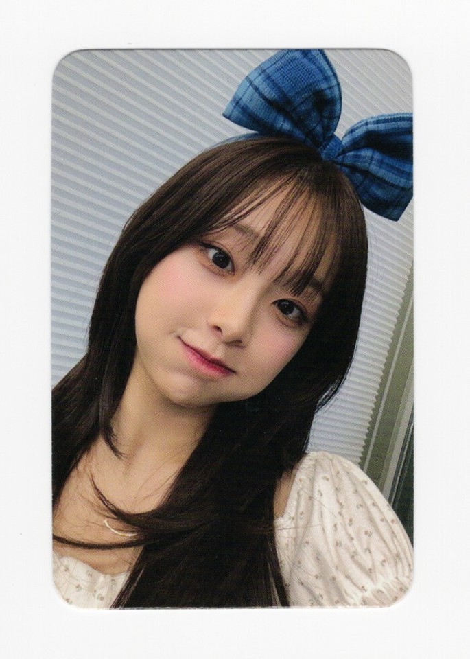 CHUU - Only cry in the rain [MUSIC PLANT] 0511 FANSIGN EVENT EXCLUSIVE PHOTOCARD | eBay