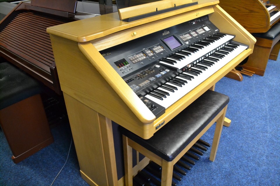 Roland Atelier AT80SL Organ with Stool, Immaculate, Warranty, Free UK ...