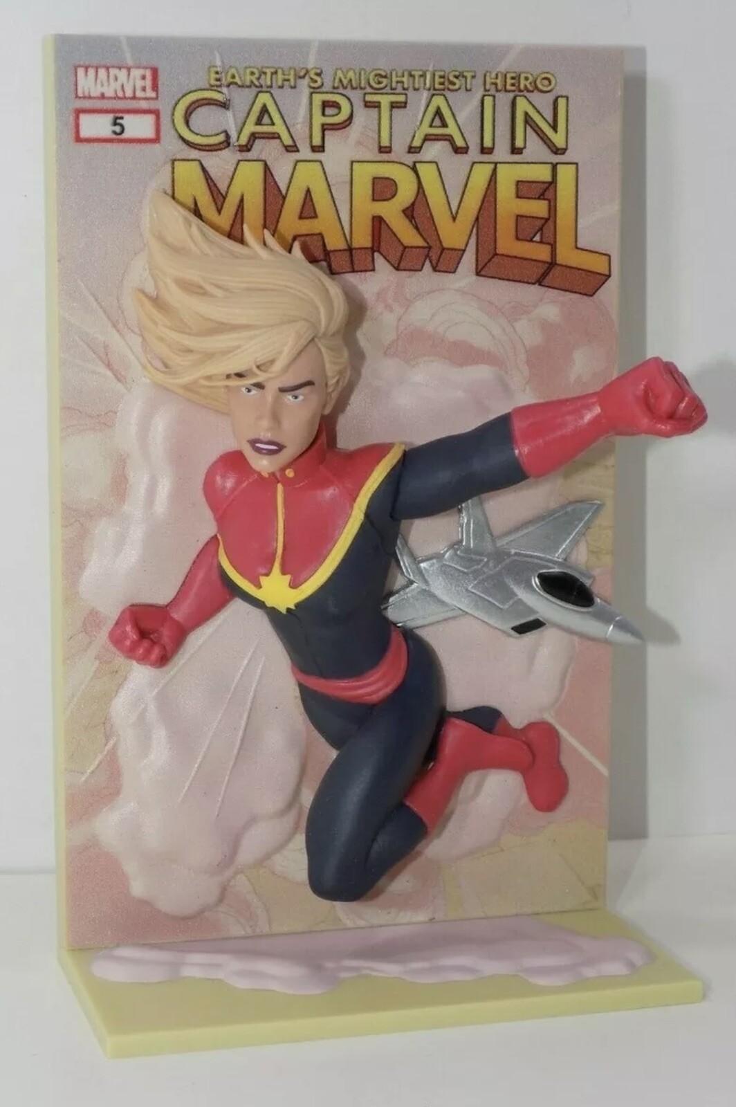 Captain Marvel 3D Comic Standee | eBay