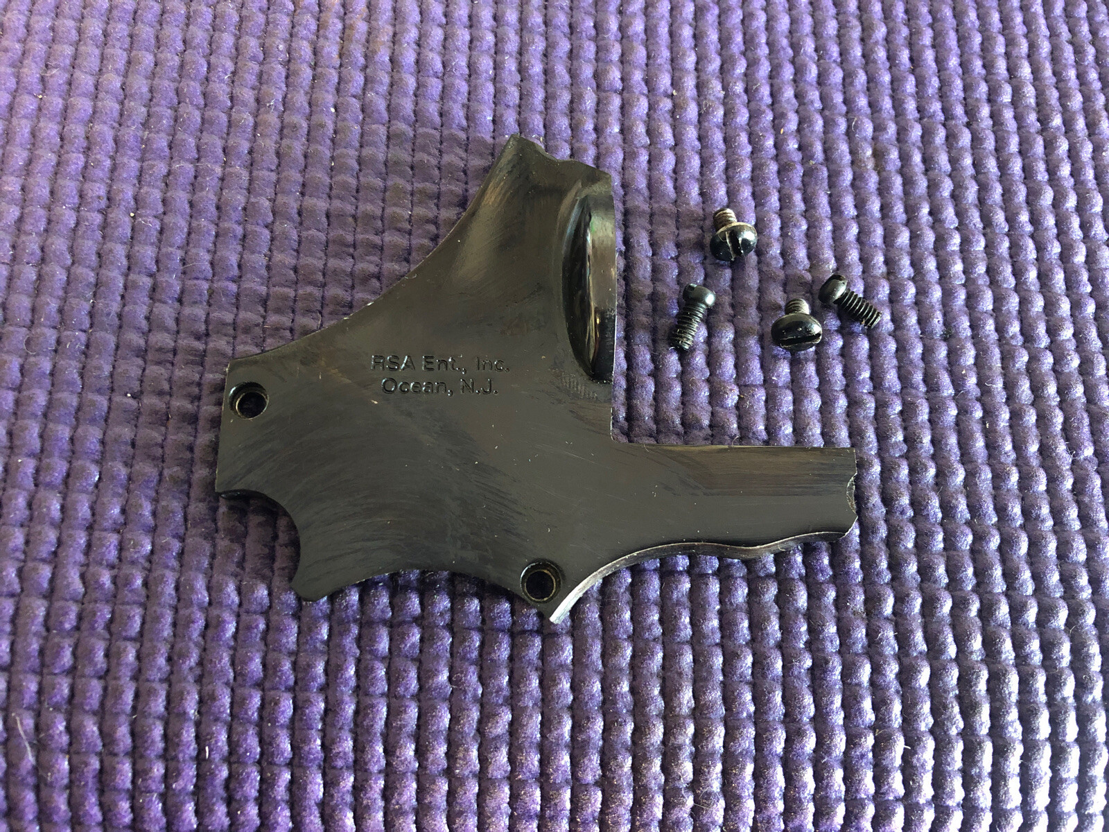 RSA Enterprises Comanche III 357 Magnum Side Plate & Mounting Screws ...