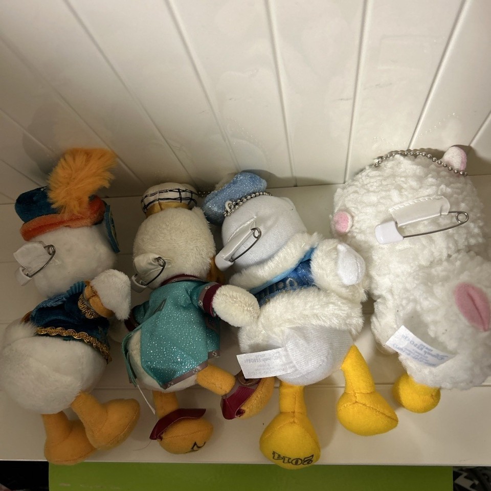 Disney Resort Donald Nuiba | eBay