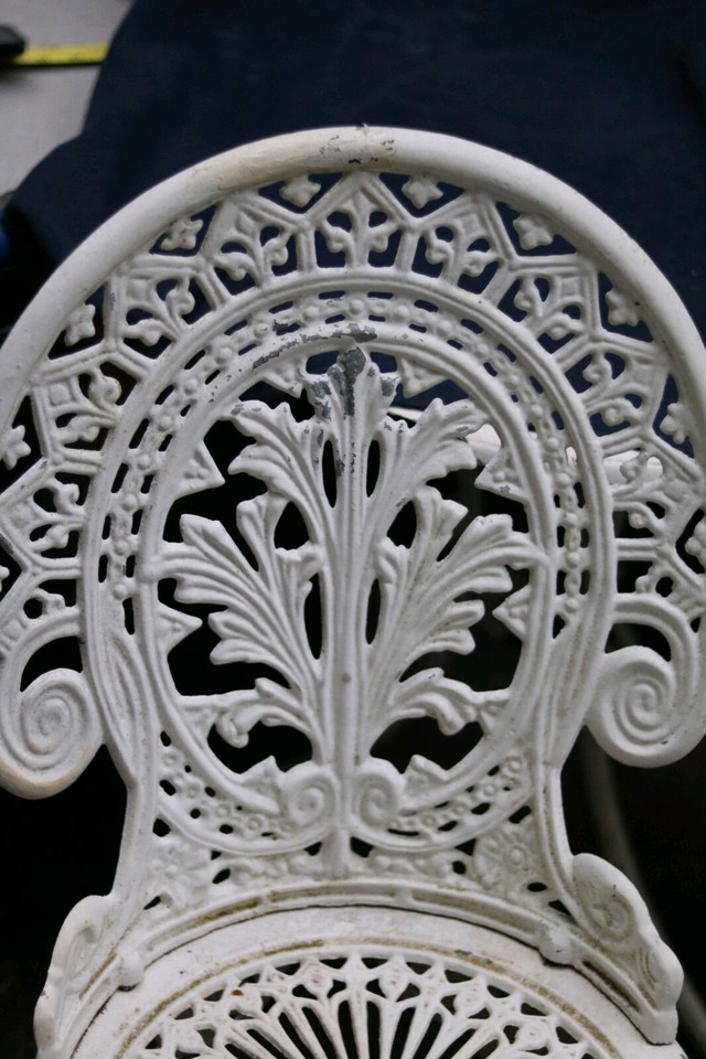 Antique French Victorian Cast Iron Foliate Leaf Pattern White Garden ...