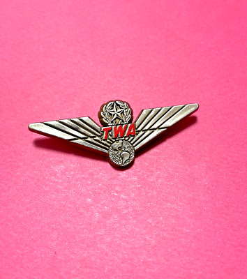 TWA AIRLINES JUNIOR PILOT WINGS PIN GOLD TONED RED ENAMEL VINTAGE ...