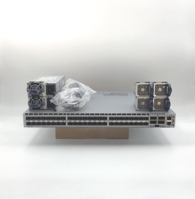 Arista DCS-7050S-64-R 48x10GbE (SFP+) & 4xQSFP+ Rear-to-Front Air 2x ...