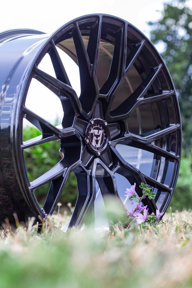 20"/VW Amarok 2010-2022/Wolfrace 71 Munich GTR/Gloss Black/8.5j/Alloys ...