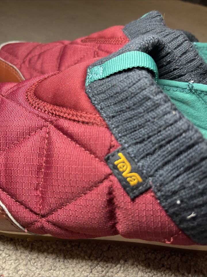 Teva ReEmber Moc Women's Size 7 Red Blue Slip On Quilted Comfort Camp ...