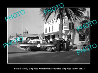 OLD 8x6 HISTORIC PHOTO OF PERRY FLORIDA THE POLICE CAR & CITY HALL ...