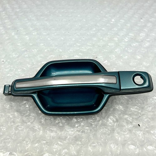 FRONT DOOR OUTSIDE HANDLE LEFT MR556247 PAJERO SHOGUN V65W MK3 3.5 GDi ...