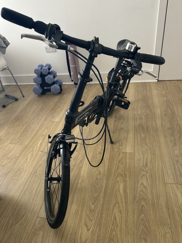 Dahon Vitesse D8 Folding Bike, 20" Wheels Black 8 Speed , Black | eBay UK