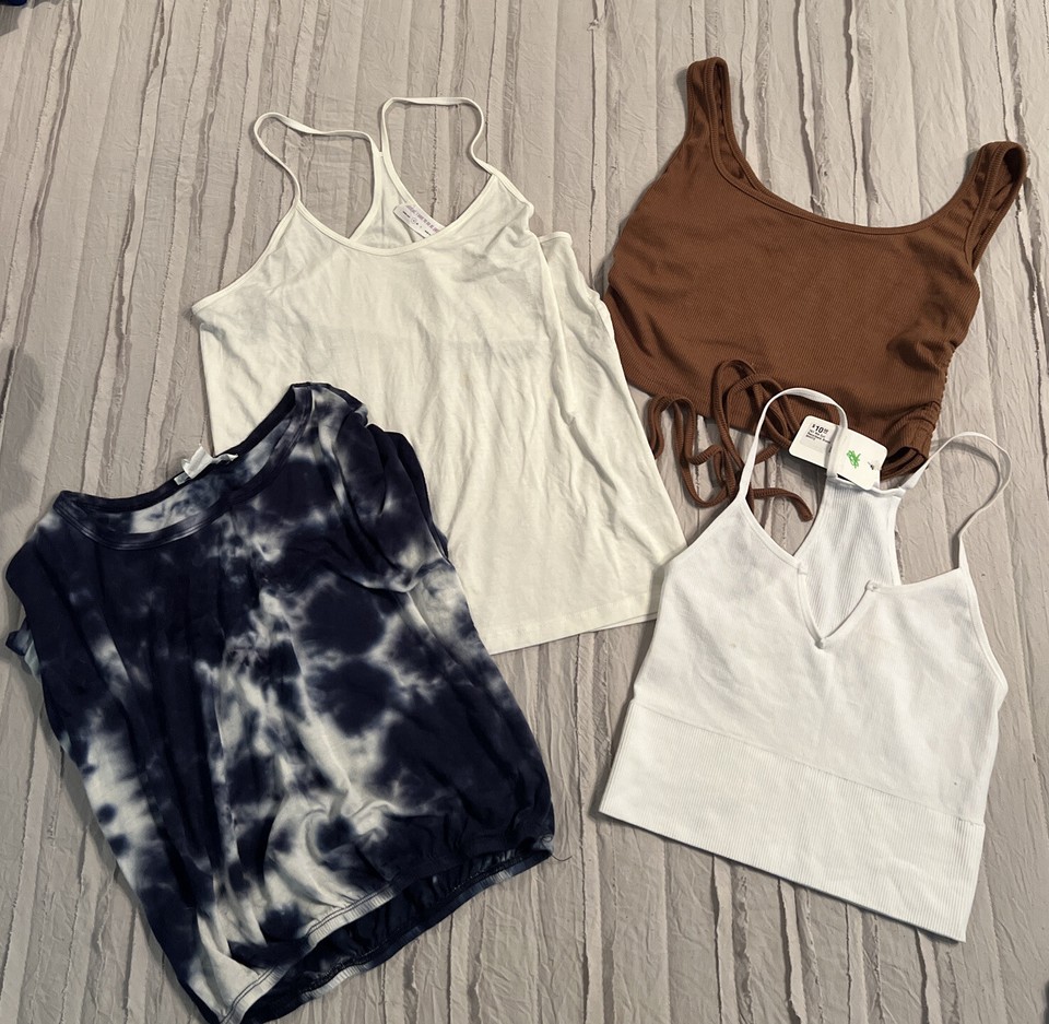 Lot Of Juniors Clothes Size Small/Medium | eBay