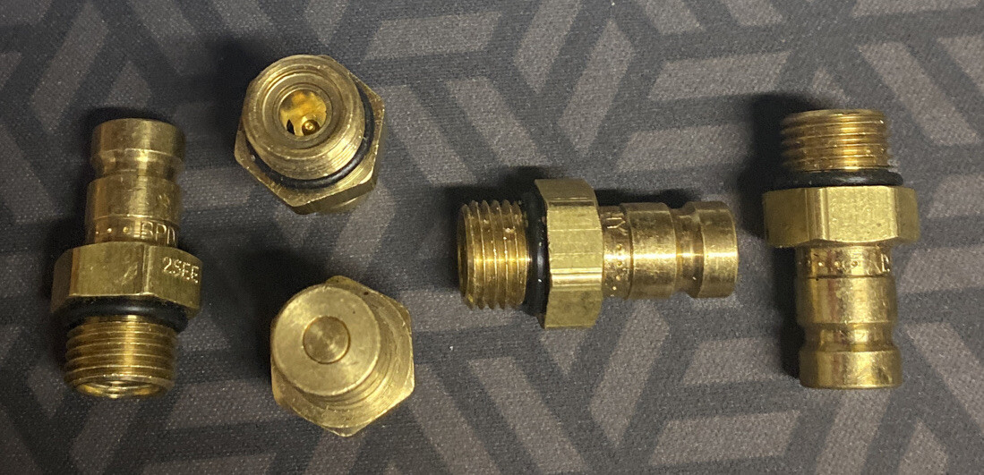 PARKER BPD361Y Diagnostic Test Port Brass Coupling 1/8" x9/16" New- 05 ...