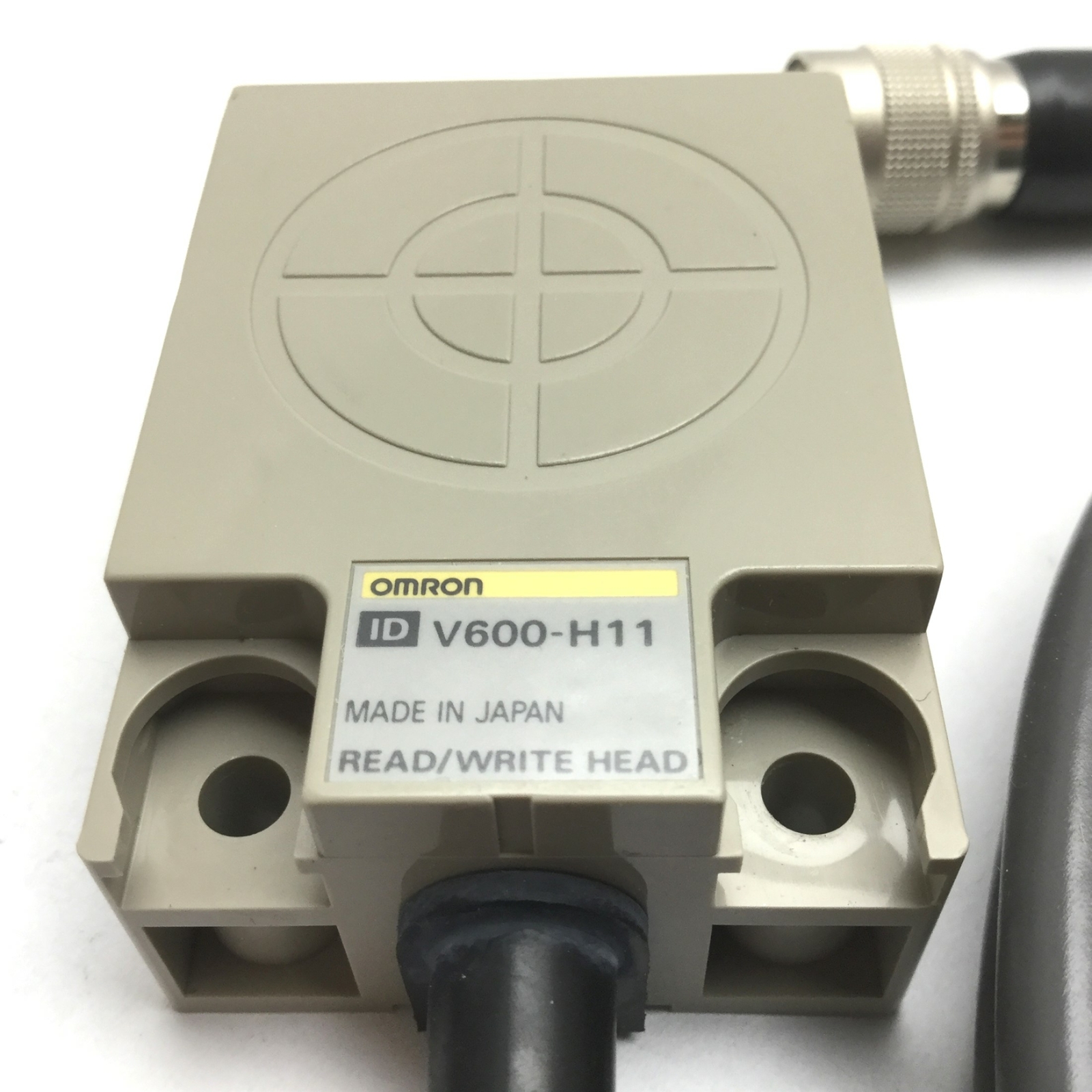 Omron V600-H11 RFID Reader Read/Write Head Module, Frequency: 530kHz ...