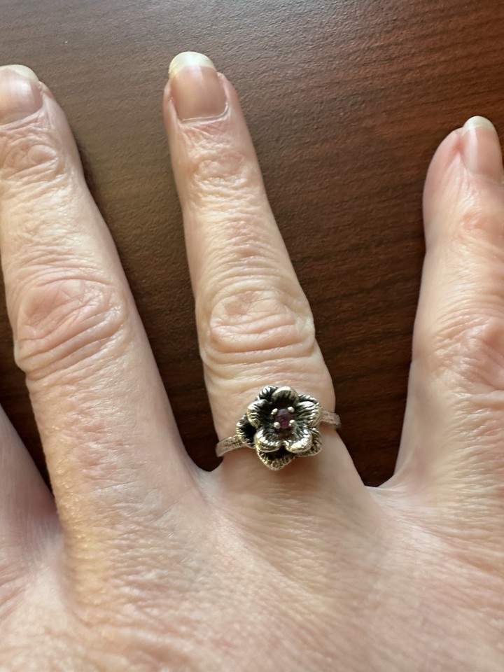 Estate Women’s Sterling Silver Flower Natural Ruby Ring Size 5.25 (2.3 ...