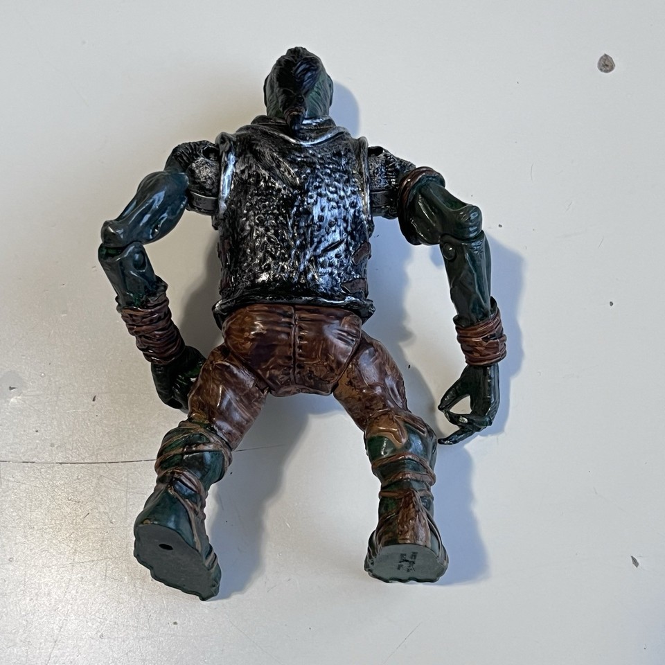 Lord Of The Rings Ugluk The Orc & Lord Of The Nazgul © 1998 Tolkien Ent ...