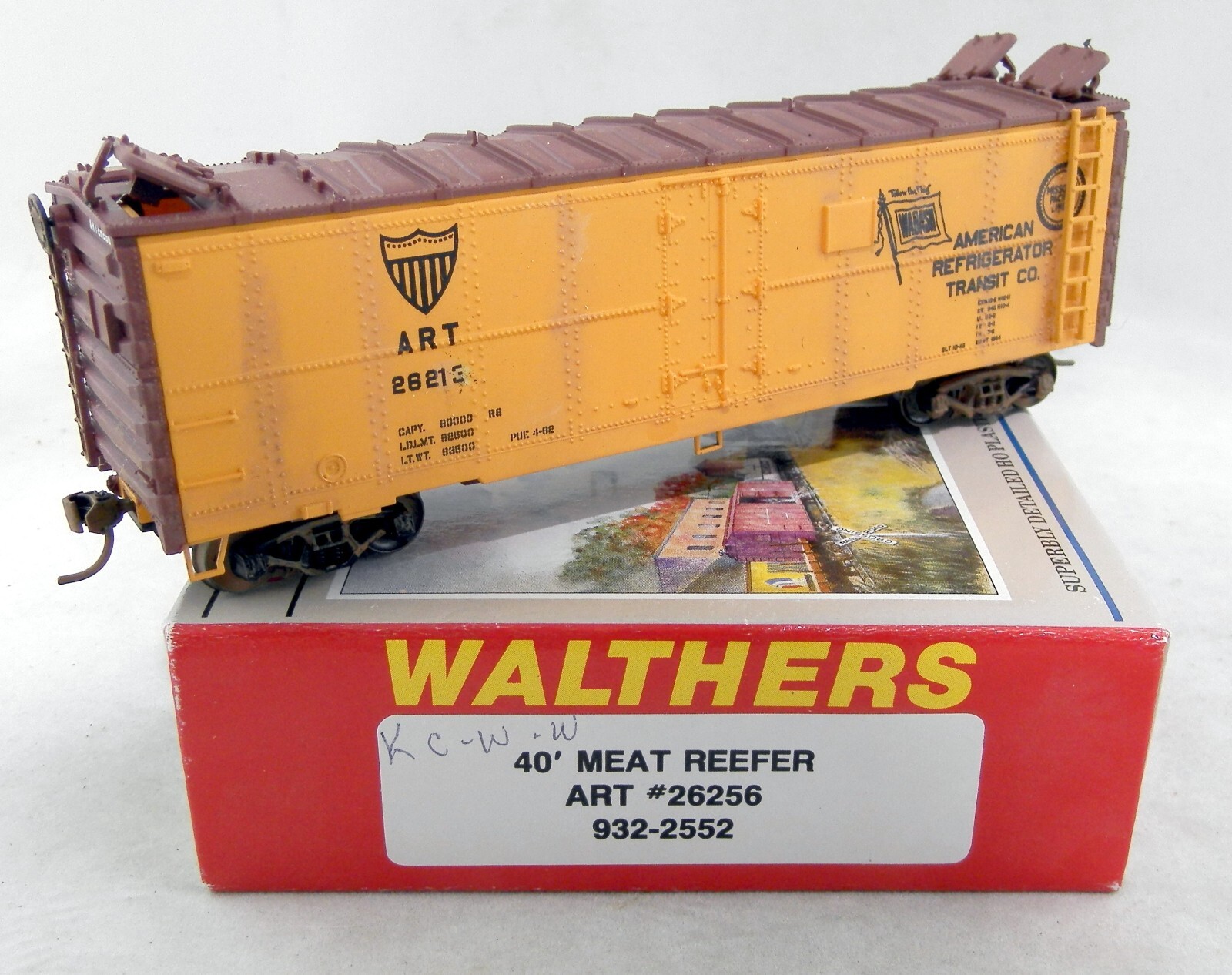 HO Scale 40' Meat Reefer - ART #26213 (Weathered) - Walthers #932-2552 ...