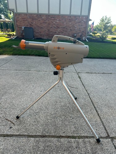 Zooka ZS 720 Pitching Machine | eBay