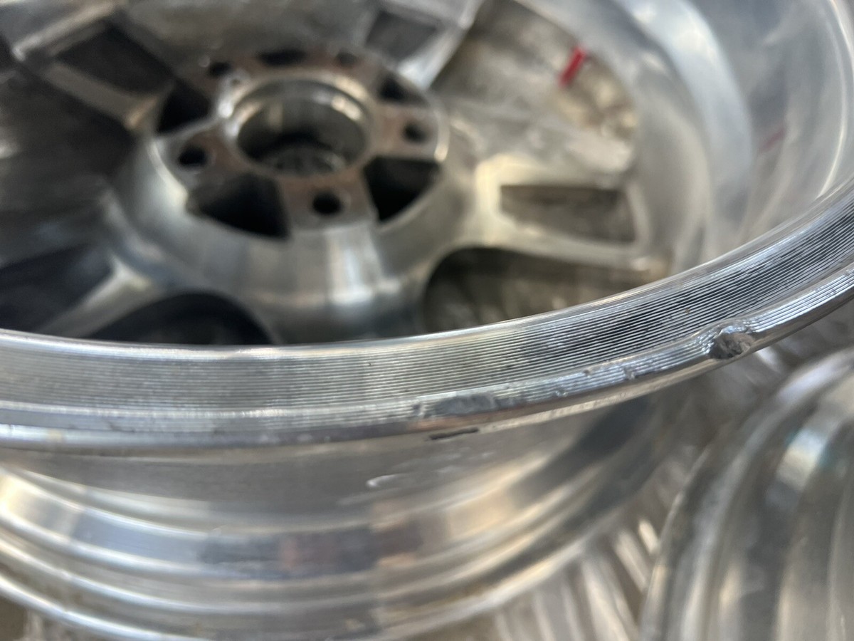 Momo Win Pro With Winter Tires