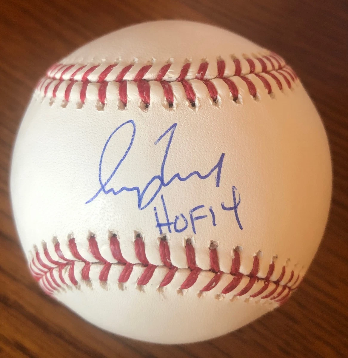 Greg Maddux Signed Baseball