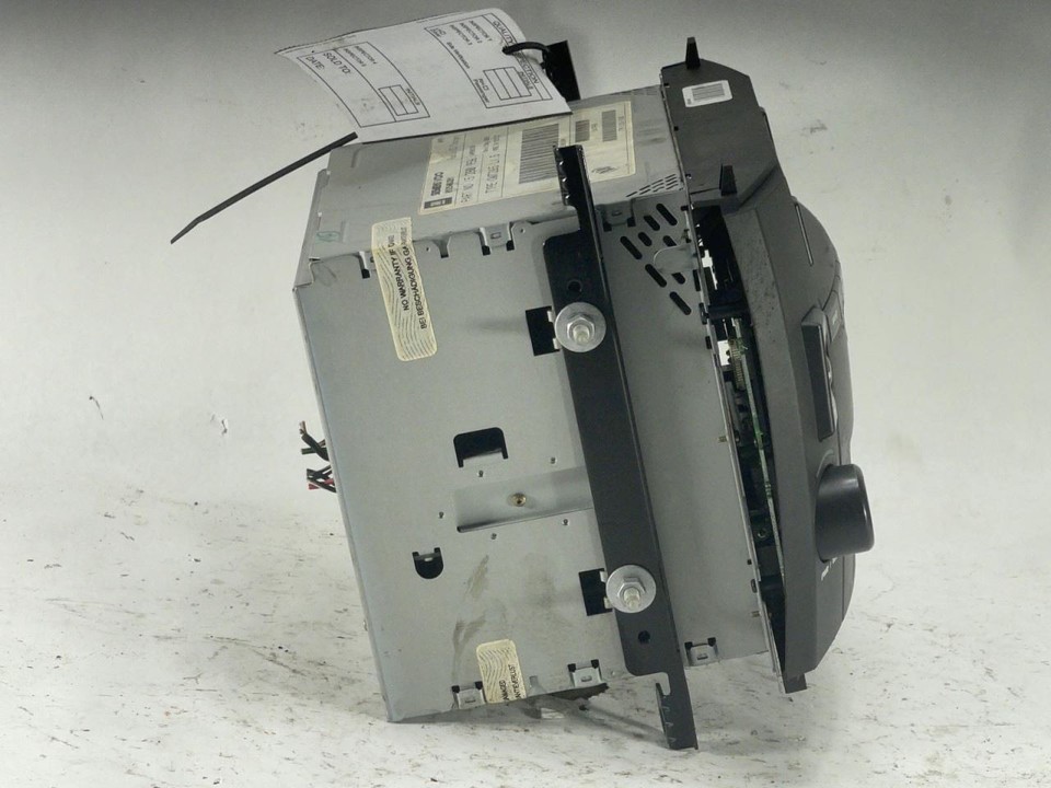 Audio Equipment Radio Am-fm-cd Player Opt U2S ID 15887291 Fits 03-07 ...