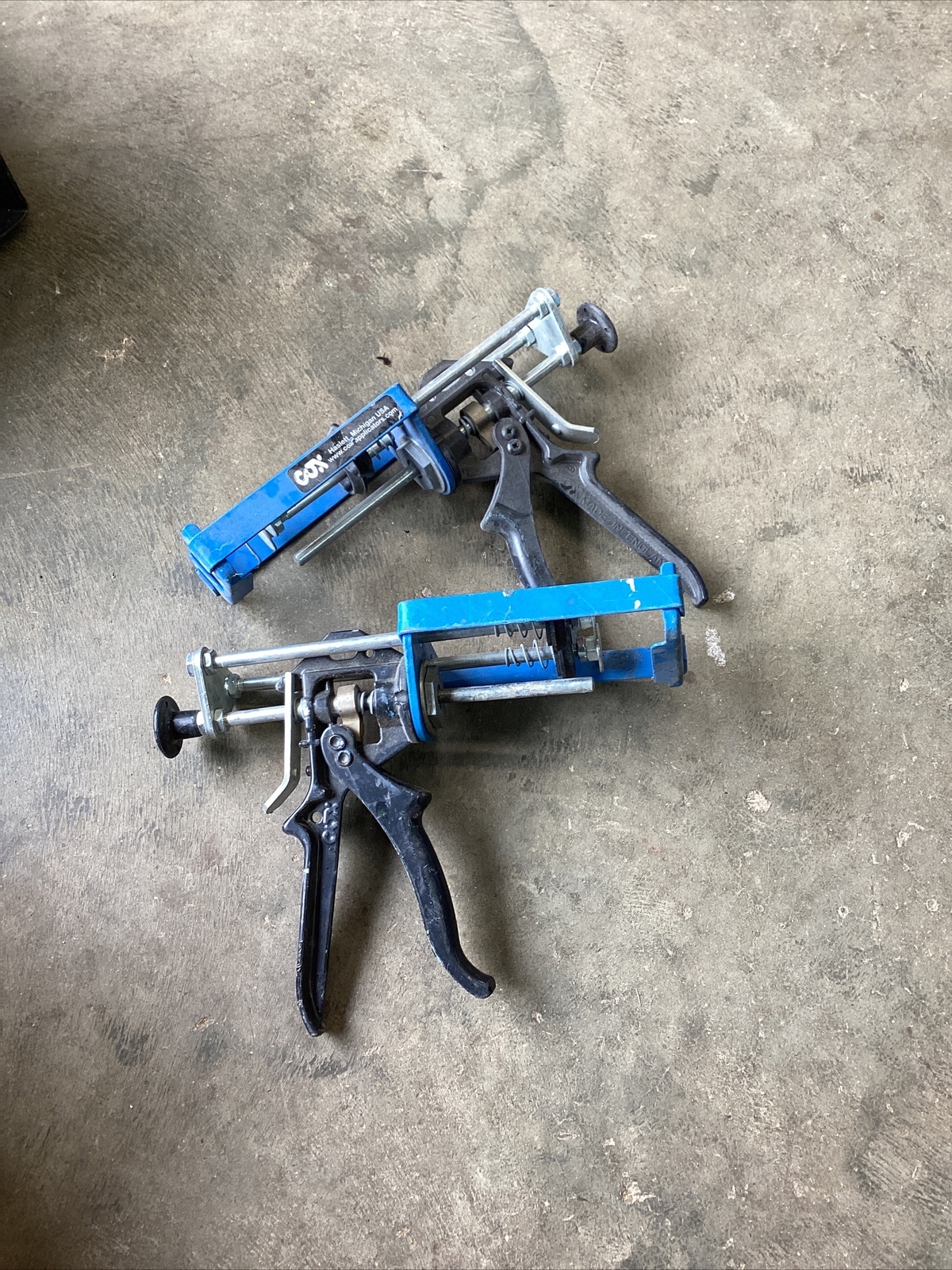 Two Used COX 75-150 Dual Cartridge Manual Applicator Caulking Guns | eBay