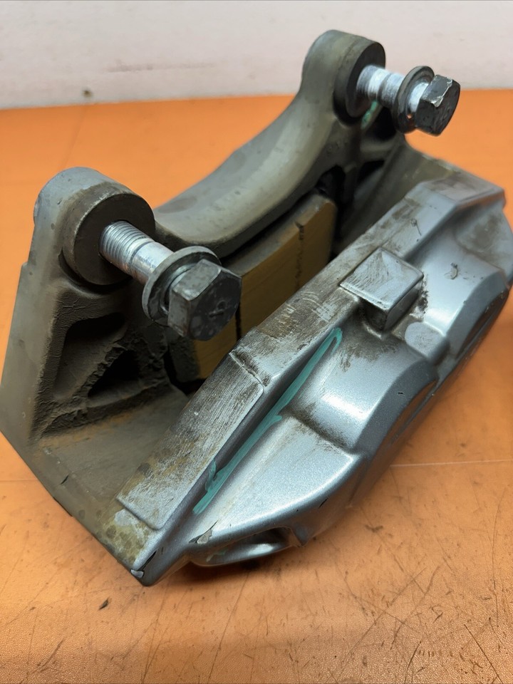 370Z M37 350Z G35 G35S G37S G37 Akebono Sport Brake Calipers OEM ...