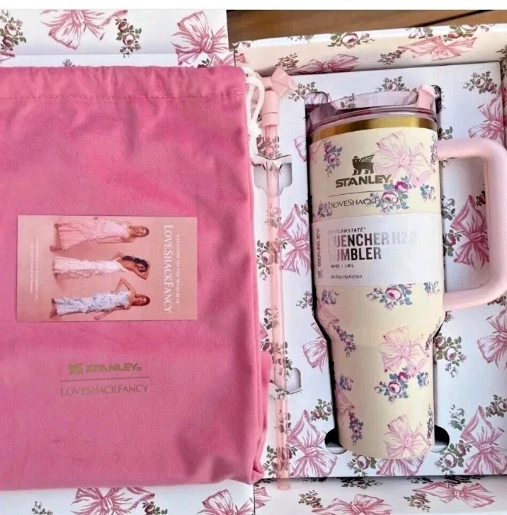 The Stanley X Love Shack Fancy Holiday Quencher 40 OZ-Rosa Beaux Pink Free Ship | eBay