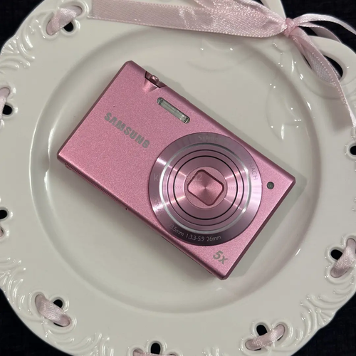 Samsung MV800 Flip-out Vlog Camera Pink Only One!!! | eBay