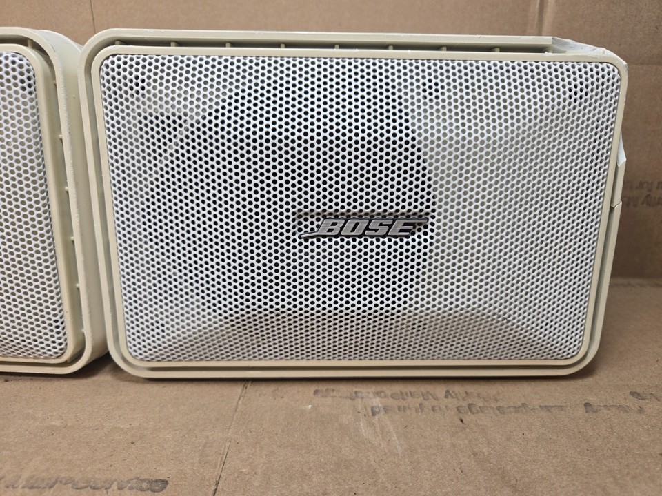 Bose Model 101 Music Monitor Pair Indoor/Outdoor White Speakers ...
