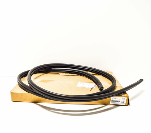 NEW BMW 3 E90 FRONT DOOR RUBBER SEAL 51727247258 OEM | eBay