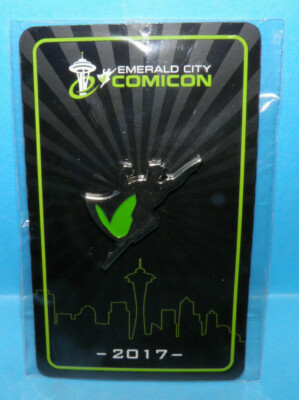 ECCC Emerald City Comic Con 2017 Crusader Enamel Pin Pinback Badge | eBay