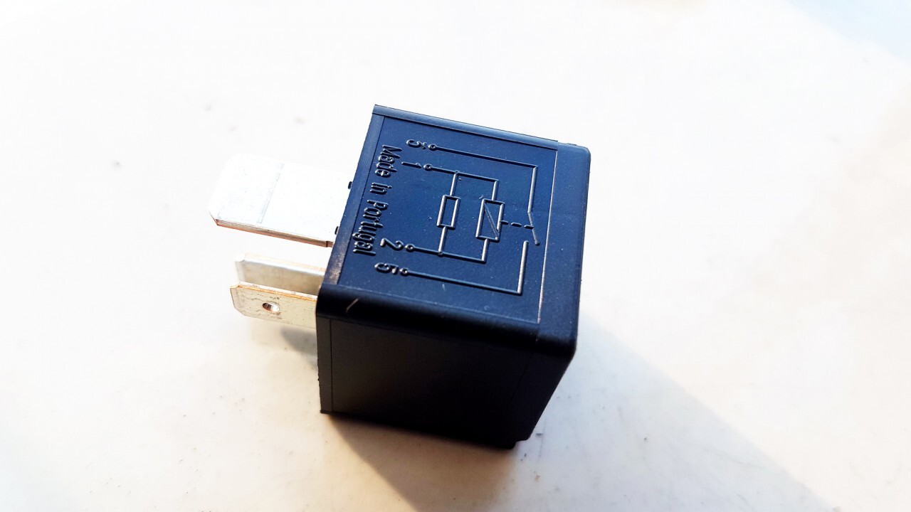 7m0951253a 100 Relay module for Volkswagen Golf UK1006638-70 | eBay UK