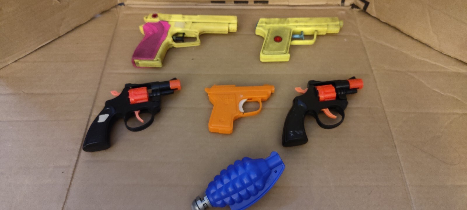 Vintage Lot Of Six Plastic Toy Gun's And Pop Grenade From The 60's To ...