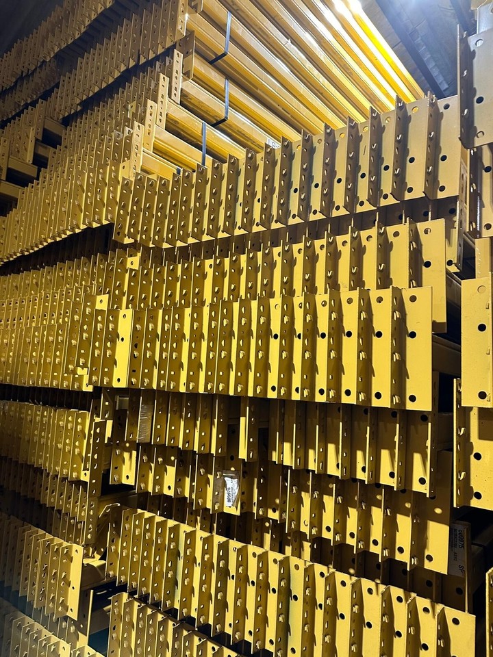 Link 51 Used Warehouse Pallet Racking Frame 2000mm H x 900mm Frames ...