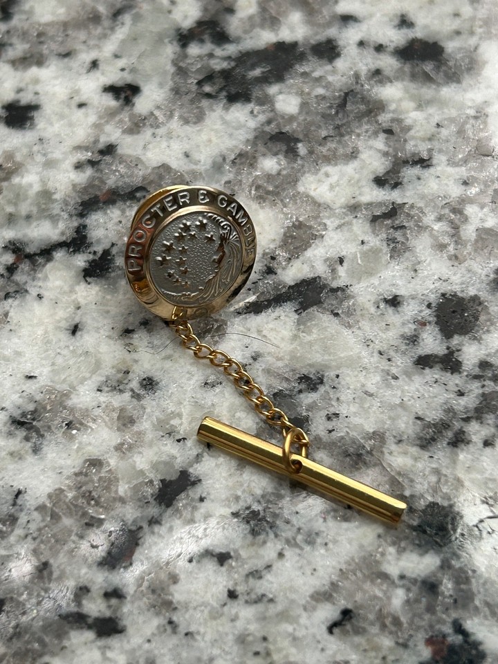 10K YELLOW WHITE GOLD PIN PROCTOR & GAMBLE 10 YEAR SERVICE M 2.65g MOON ...