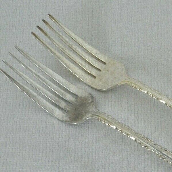 International Silver Silverplate Countess 2 Dinner Forks Pierced Hd ...