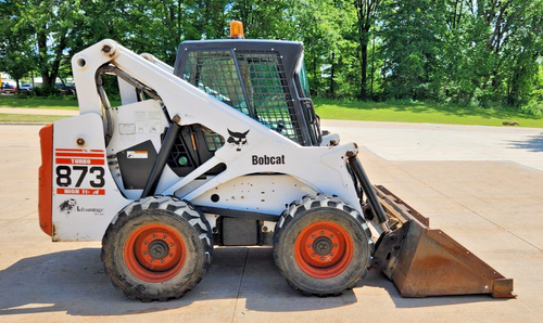 BOBCAT 873 SKID STEER LOADER - 1,800 HOURS High Flow Enclosed Cab Heat ...