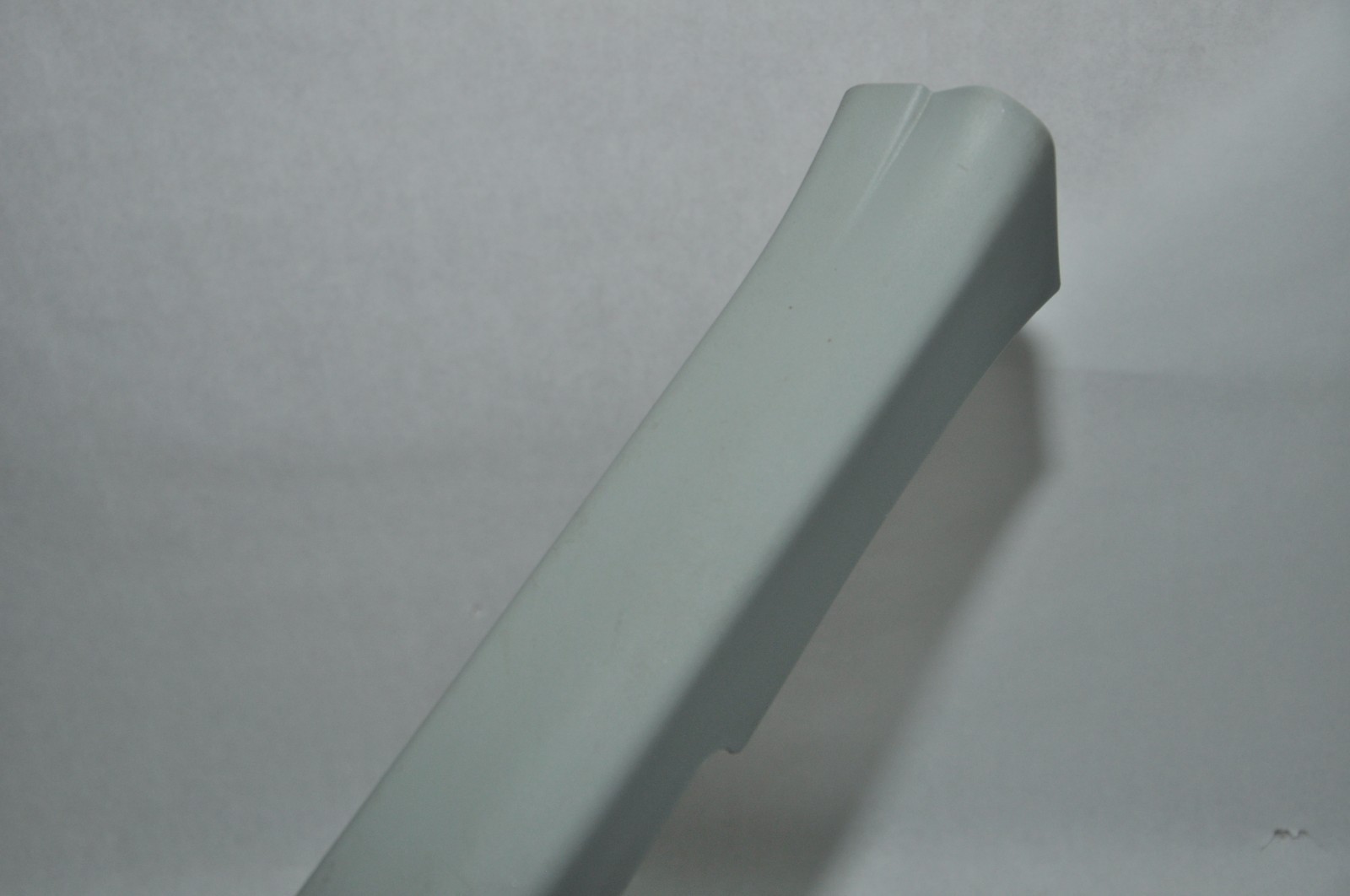 2010-2012 TOYOTA PRIUS RIGHT FRONT SCUFF PLATE LIGHT GRAY OEM 67913 ...