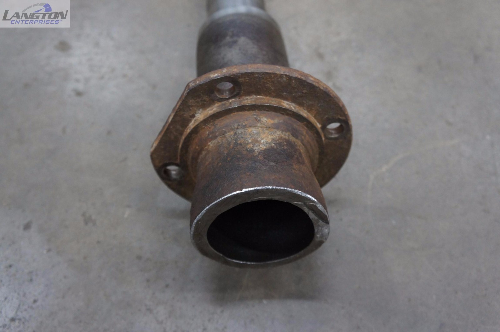 Spicer 70 Dually Rear Axle Spindle 1992 Drum Brake Dodge Ram Cummins ...