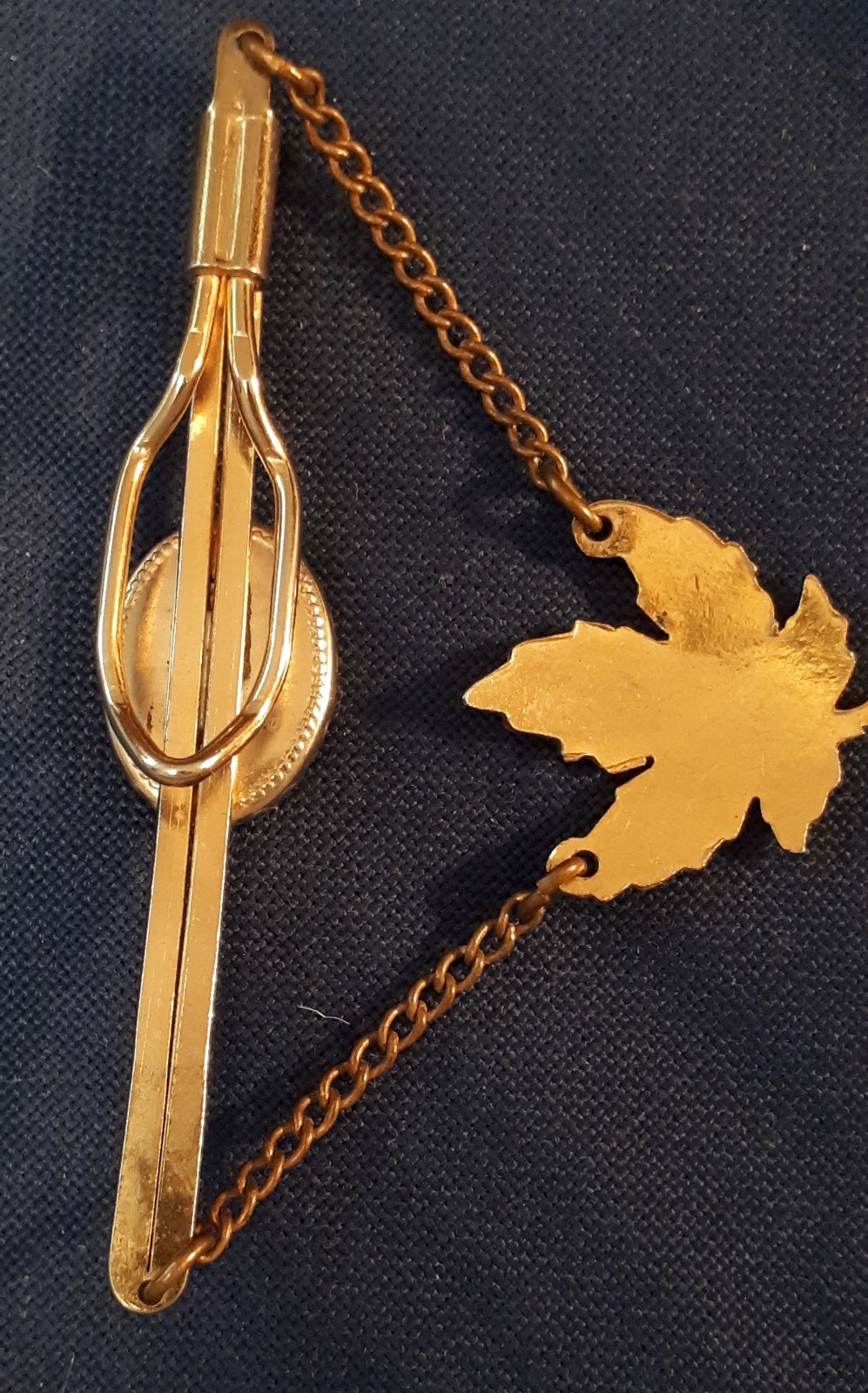 *RARE CDN (ALBERTA) "BANFF/MAPLE LEAF" TIE CLASP W/ T… - Gem