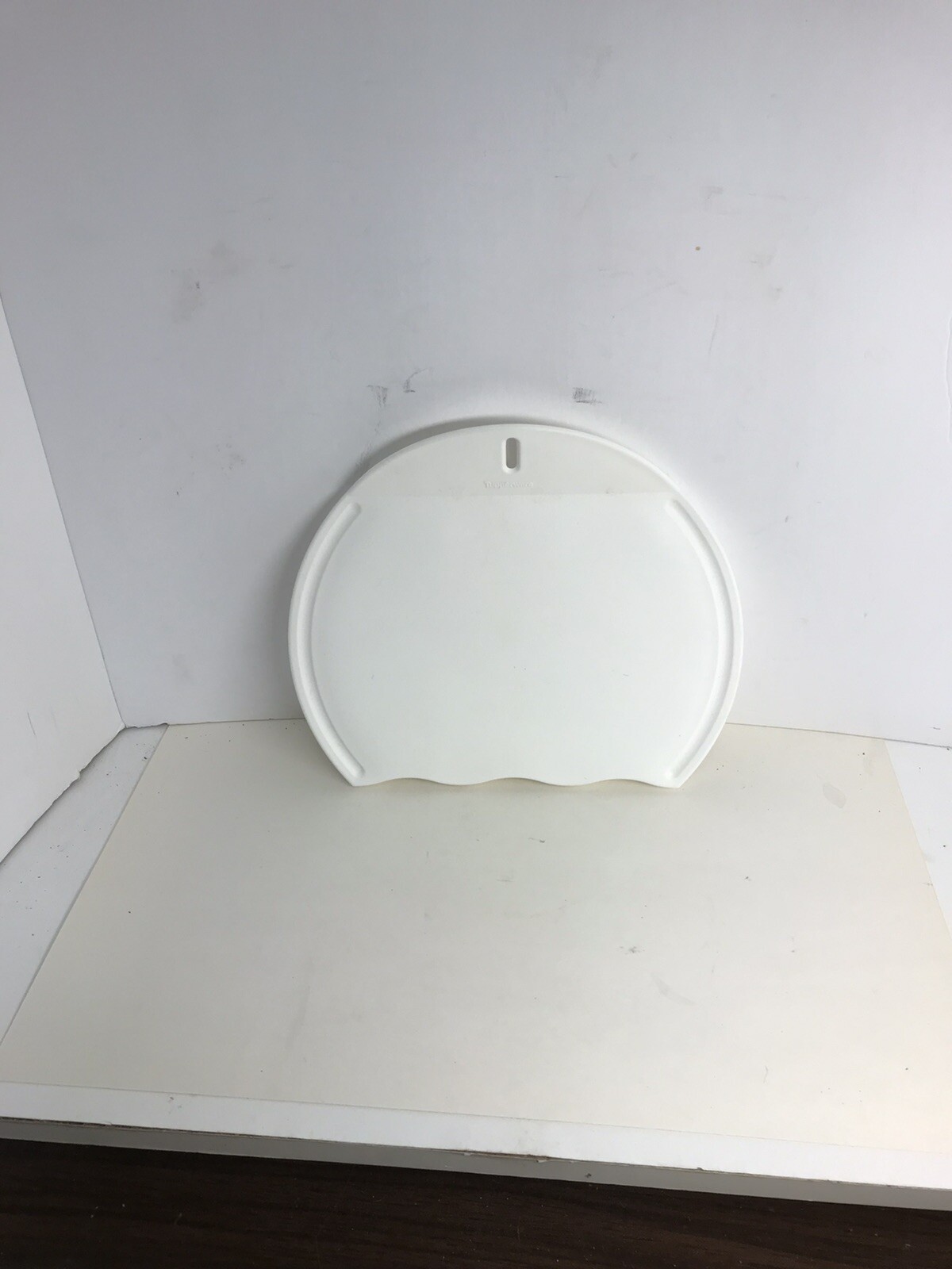 New Tupperware #3174 WHITE Over-the-Bowl Heavy Duty Cutting Board 10 ...