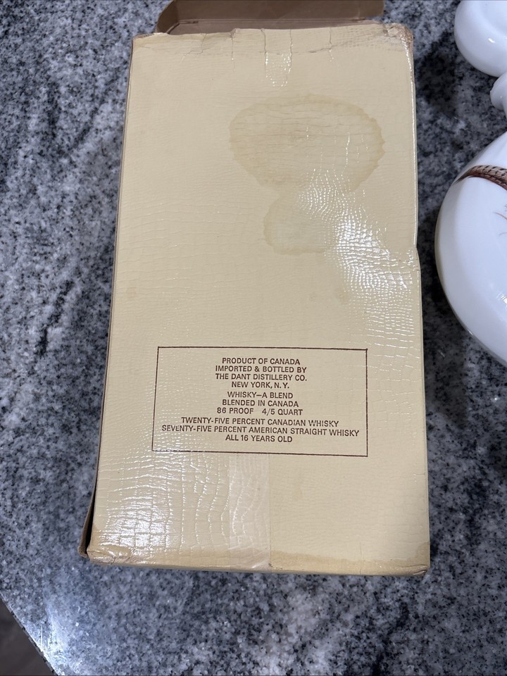 1969 Ringnecked Pheasant Dant Dist. Field Bird Milk Glass Decanter/ Box ...