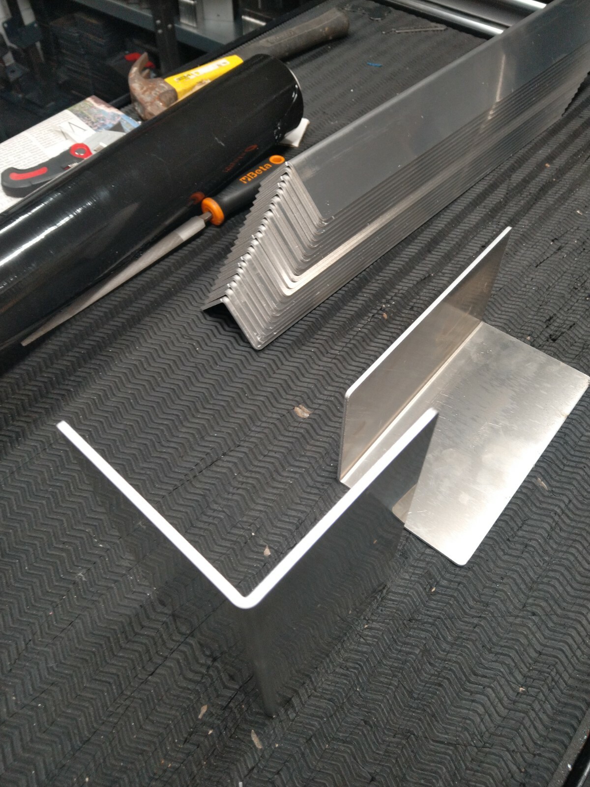 3.0mm Aluminium Angle PLATE FOLDED ANGLE Wall Corner Protector ...