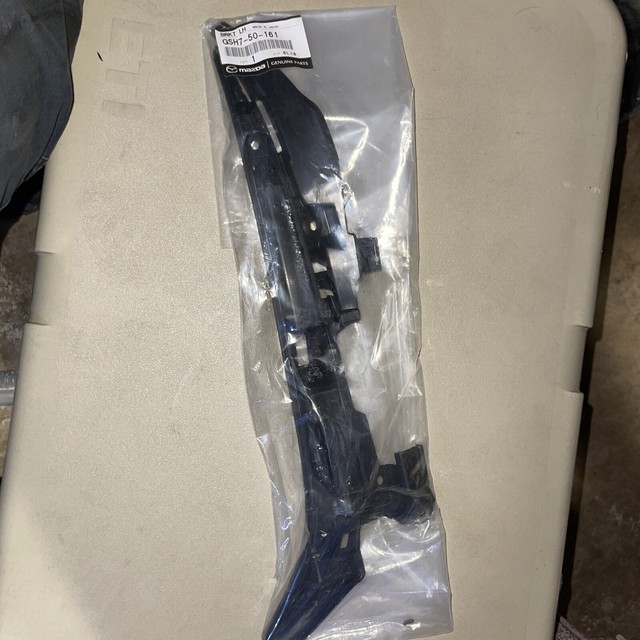 Gsh7-50-161 Mazda Bracketlfrt Bumpe GSH750161 Genuine OEM Part for sale ...