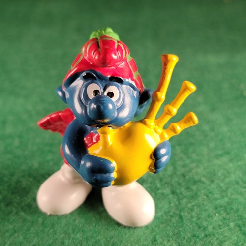 SMURFS VINTAGE PEYO SCHLEICH SCOTTISH BAGPIPE PLAYER IN KILT 1978 | eBay